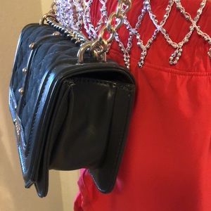 bebe | Bags | Bebe Olive Green Crossbody Bag With Gold Chain Strap ...